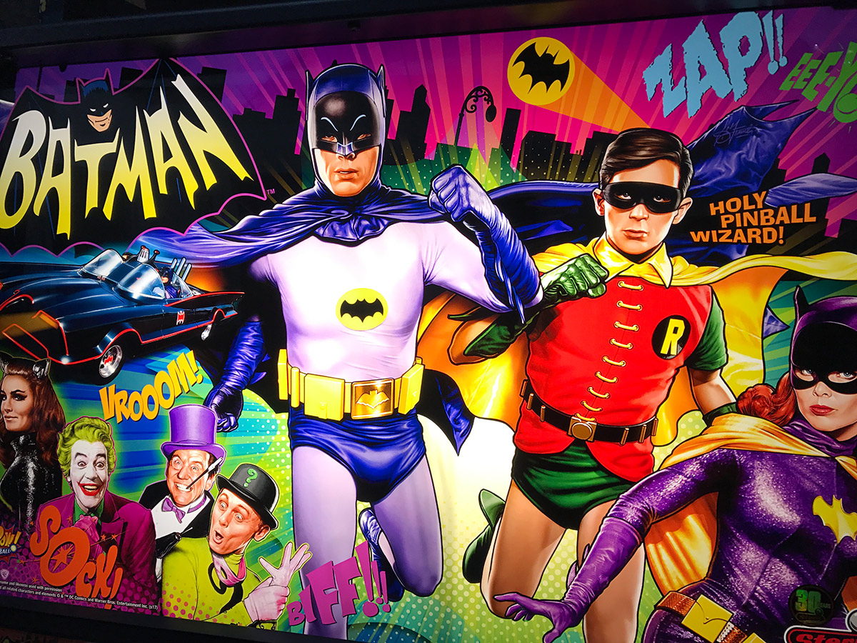 BATMAN 66 LE PINBALL - Arcade games, Racing simulators, Photo booths ...